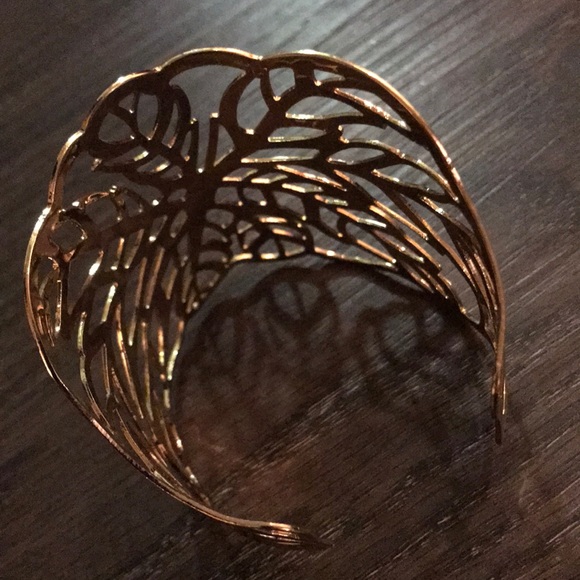 Jewelry | Gold Cut Out Detail Bangle Bracelet | Poshmark